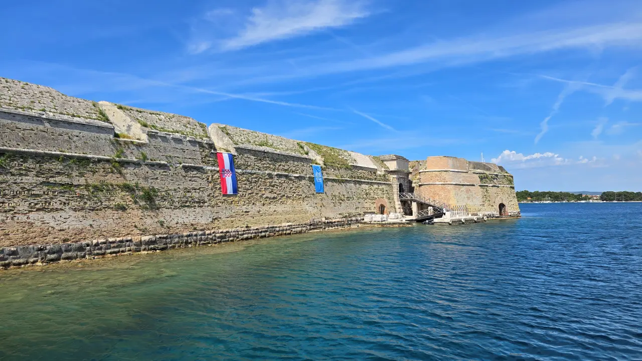 Explore St. Nicholas Fortress: Šibenik Boat Trip Adventure
